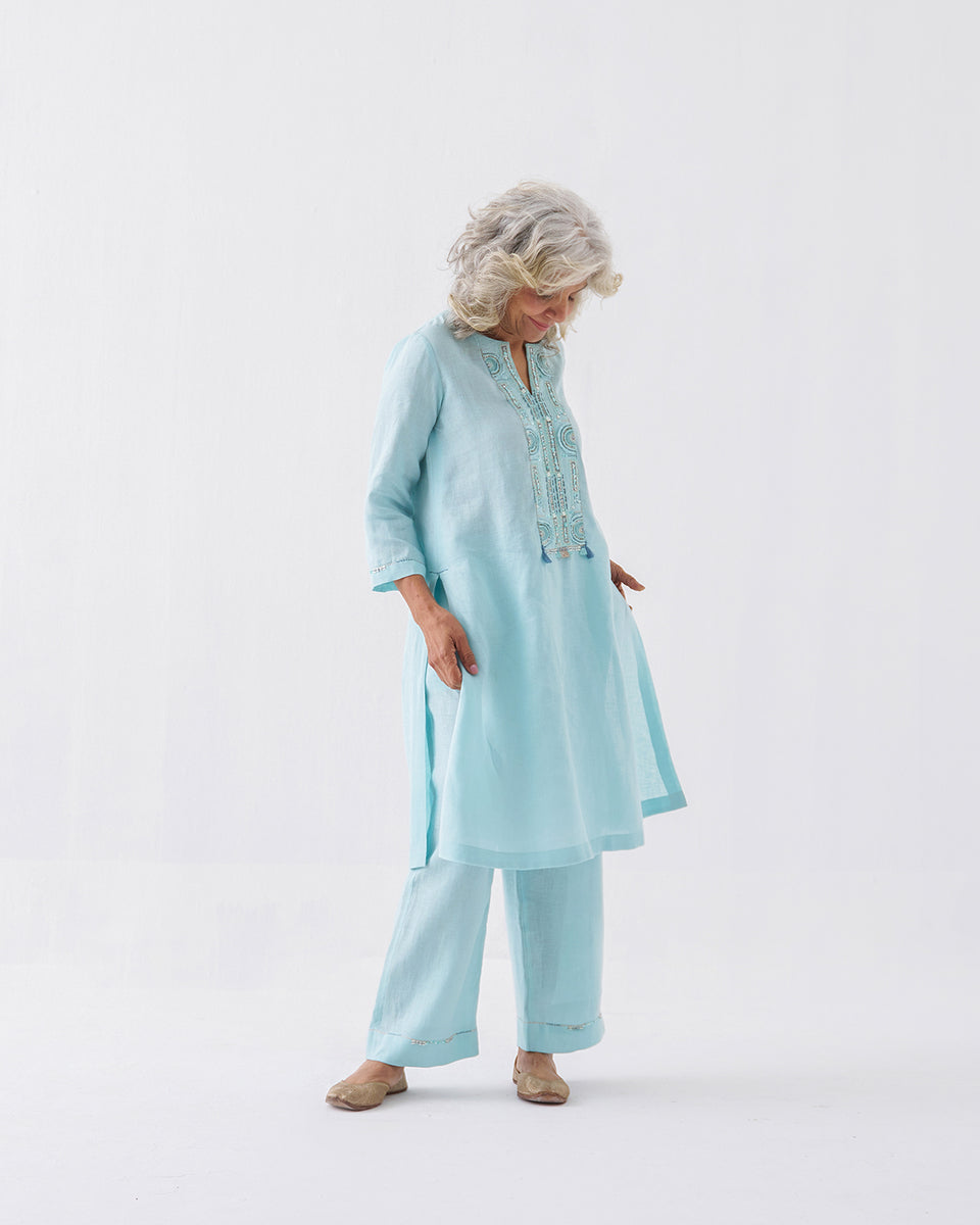 Vaaya | Fresh Aqua Pure Linen Set with Cut-Fray Handwork– VAAYA
