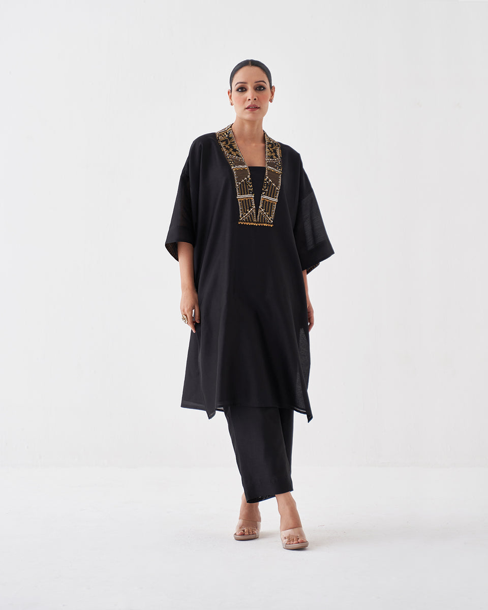 Vaaya | The Surmayee Silk Chanderi Ensemble with Woven Banarasi ...