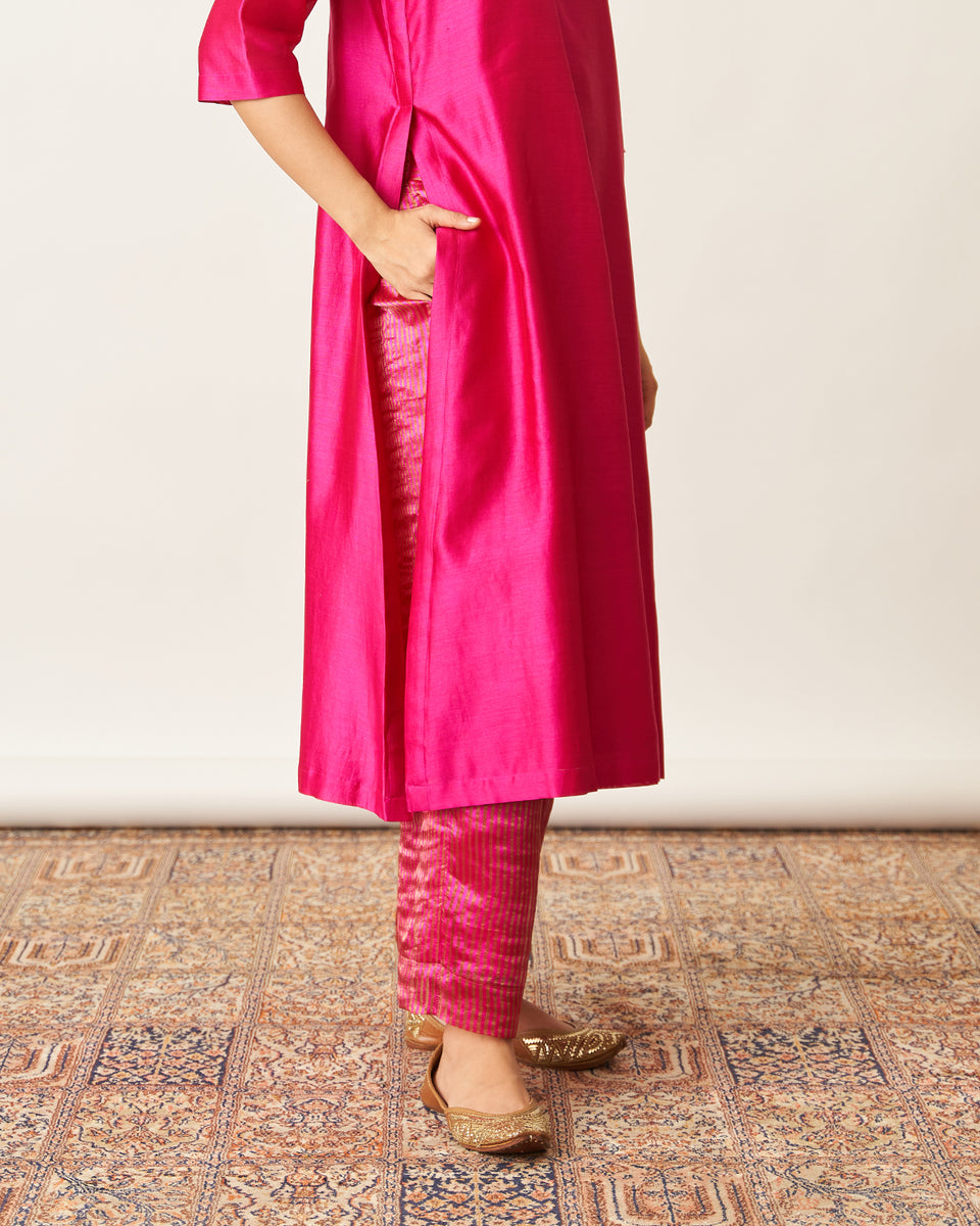 Vaaya | The Rani Pink Silk Chanderi Set– VAAYA